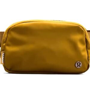 Lululemon Everywhere Belt Bag 1L (Burnt Caramel)