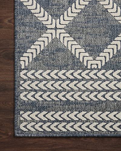 Loloi II Rainier Collection RAI-05 Denim/Ivory, Indoor/Outdoor 7'-10" x 10'-10" Area Rug