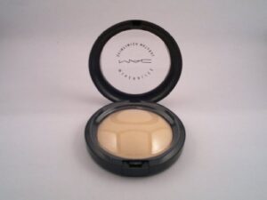 mac mineralize skinfinish natural – light – 10g/0.35oz