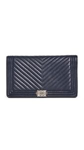 chanel women’s pre-loved navy lambskin chevron boy long flap wallet, navy, blue, one size