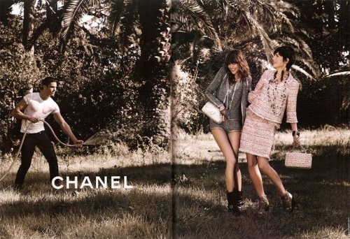 Chanel : A Summer in the South (Spring - Summer 2011)