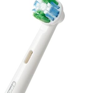 Oral-B Precision Clean Toothbrush Head with CleanMaximiser Technology x12 Refills