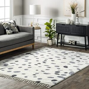 nuloom rudy transitional polka dot tasseled area rug, 6′ 7″ x 9′, beige