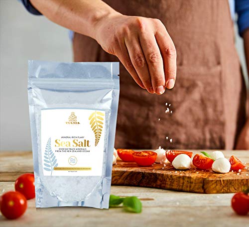 TURNER Mineral-Rich Flaky Sea Salt, Made in New Zealand, Kosher Flakes, 420 gramm, Premium Gourmet, Unprocessed, 84 Minerals & Trace Elements, 100% All-Natural, Solar & Wind Harvested, Lab Certified