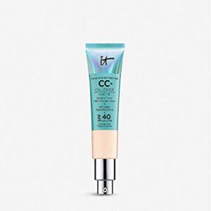 It Cosmetics Your Skin But Better CC Cream Oil-Free Matte with SPF 40 - Light