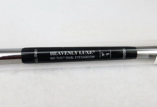 It Cosmetics "No-Tug" Heavenly Luxe Dual Eyeshadow Brush