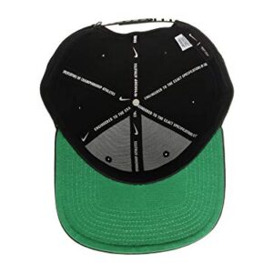 NIKE Mens Pro Futura Snapback Hat Black/Pine Green/White 891284-010,One Size