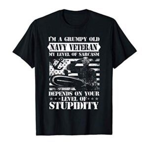 Distressed Vintage I m A Grumpy Old Quote Navy T-Shirt