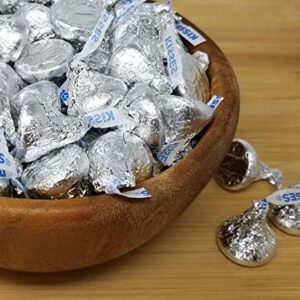 CrazyOutlet HERSHEY'S KISSES Silver Milk Chocolate Candy, Bulk Pack 2 Pounds