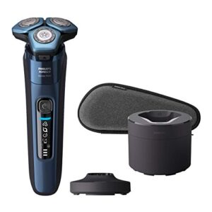 philips norelco shaver 7700, rechargeable wet & dry electric shaver with senseiq technology, quick clean pod, charging stand and pop-up trimmer, s7782/85