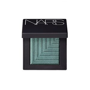 dual-intensity eyeshadow hydra