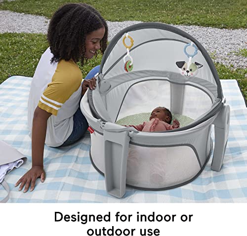 Fisher-Price Portable Bassinet And Play Space On-The-Go Baby Dome With 2 Toys And Canopy, Puppy Perfection