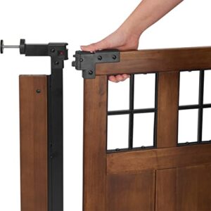 Evenflo Barn Door Walk-Thru Gate (Farmhouse Collection)