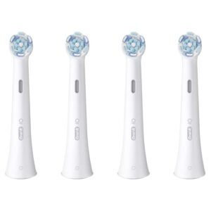 Oral-B iO Ultimate Clean Electric Toothbrush Head, Twisted & Angled Bristles for Deeper Plaque Removal, Pack of 4, Suitable for Mailbox, White