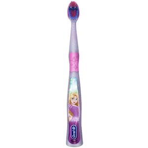 Oral-B Princess Toothbrush for Little Girls, Children 3+, Extra Soft (Characters Vary) - Pack of 4