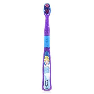 Oral-B Princess Toothbrush for Little Girls, Children 3+, Extra Soft (Characters Vary) - Pack of 4