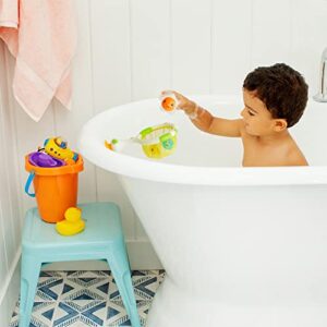 Munchkin® Catch a Glowing Star™ Glow in The Dark Scoop and Toss Baby and Toddler Bath Toy