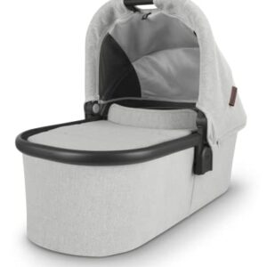 Bassinet- Anthony (White and Grey Chenille/Carbon)