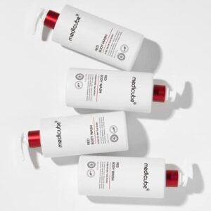 Medicube Red Body Wash || Exfoliate rough and bumpy skin with Salicylic Acid, Lactic Acid, Niacinamide and Hyaluronic Acid | A functional body wash that helps relieve body acne and keratosis pilaris(chicken skin) | NO allergen-forming ingredients | Low pH