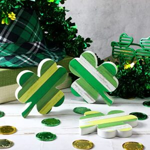 3 Pcs Farmhouse St Patrick's Day Table Wooden Signs Rustic Lucky Shamrock Table Wooden Signs Green White Yellow Stripe Clover Freestanding Irish Themed Tabletop Decorations for Desk Home Party