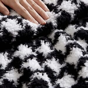 Betsey Johnson- Throw Blanket, Ultra Soft Plush Sherpa Home Décor, Reversible All Season Bedding (Houndstooth Black, 50 x 60)