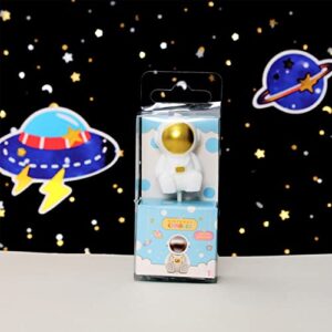 Astronaut Shaped Birthday Candle, Outer Space Themed Birthday Candles, Spaceman Candle Cake Decoration (Gold)