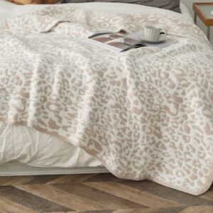 Fluffy Warm Plush Leopard Throw Blanket Twin Size, Reversible Khaki Cheetah Printed Pattern Winter Fuzzy Fleece Blankets for Bed Couch Sofa, Soft Microfiber Blanket 60x80 Inches