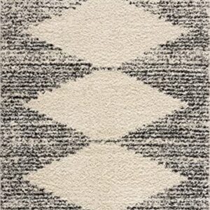 Hauteloom Berber Shag Collection - Howth Farmhouse Living Room Bedroom Round Area Rug with Tassel - Fluffy Plush High Pile Carpet - Southwestern Bohemian Tribal Style - Beige, Black - 7'10" Circle