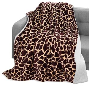 elegant comfort throw blanket, reversible sherpa flannel, ultra-soft, fuzzy, cozy and plush- all season lightweight decorative throw, 50 x 60 inches, animal print design sherpa throw, giraffe