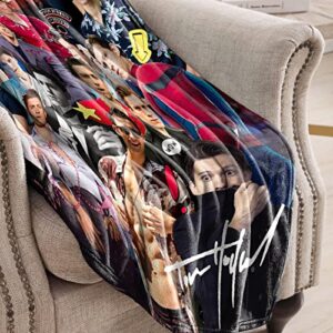 Blanket & Pillow Cover Set Ultra Soft 40"×50" Flannel Throw Blanket for Couch Bedroom Durable Plush 18"×18" Pillow Case Warm Fleece Throw Blanket for Fan (Cute)