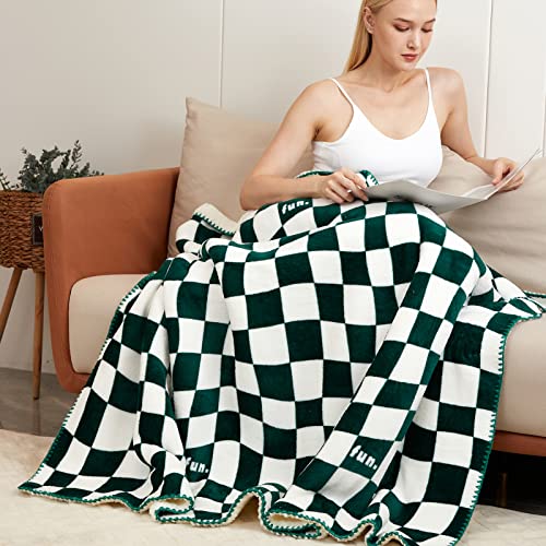 Aqaprert Sherpa Fleece Throw Blankets with Checkerboard Grid Pattern, Thick Double-Sided Flannel Sherpa, Warmer Comfort Reversible Shaggy Cozy Decor for Home Bed Couch (Green, 50''x60'')