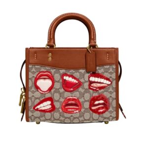 coach rogue 25 b4 multi lips signature jacquard (brass/cocoa burnished amb)