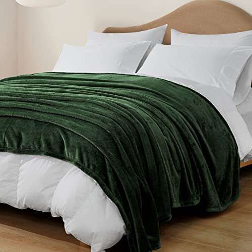 David's Home Fleece Throw Blanket,Ultra Soft Flannel Bed Blanket,No Shed No Pilling, 300GSM Lightweight Luxury Plush Cozy Blanket for All Season, 50" x 60", Dark Green