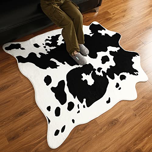 Espiraio Cow Print Rug, Cute Area Rug for Living Room Bedroom Nursery Room, Super Soft Non-Slip Faux Animal Print Carpet for Kids, Suitable for Western Room Decor, Black and White, 4.6x5.2 Feet