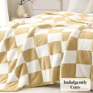 Orelle “Cream Puff” - Soft Knit Checkered Throw Blanket & Socks - Cozy Checkered Blanket Throw - Fluffy Checkerboard Blanket - Aesthetic Tan Checker Blanket Checkered Decor - Buttercream Beige. 55x67