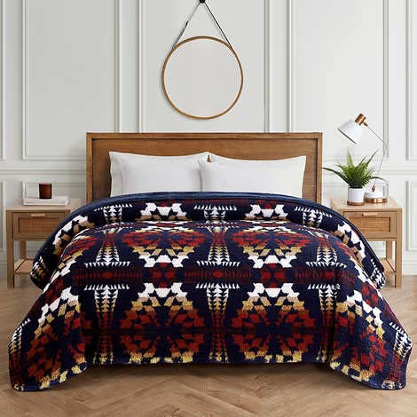 Pendleton Sherpa Fleece Blanket (Legend Lake Navy, King (U.S. Standard)) (1623499)