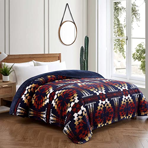 Pendleton Sherpa Fleece Blanket (Legend Lake Navy, King (U.S. Standard)) (1623499)