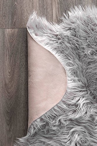 nuLOOM Fluffy Faux Sheepskin Quarto Shag Area Rug, 3' 6" x 6', Light Grey