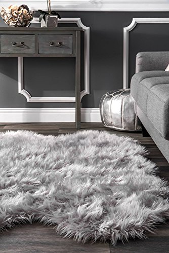 nuLOOM Fluffy Faux Sheepskin Quarto Shag Area Rug, 3' 6" x 6', Light Grey