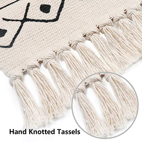 SHACOS Tufted Cotton Area Rugs Set of 2 Woven Cotton Rug Runner Set with Tassels Washable Boho Farmhouse Throw Rug for Kitchen Bathroom Bedroom Laundry Room (2x3'+2x4'4", Tufted Geometric)