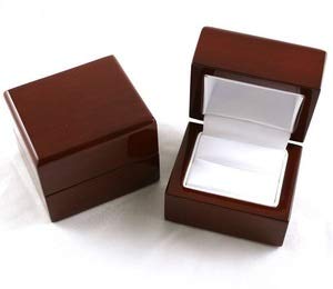 Regal Displays Elegant Rosewood Ring Box Premium Wooden Box with White Leather Interior and Metal Hinge (Ring)