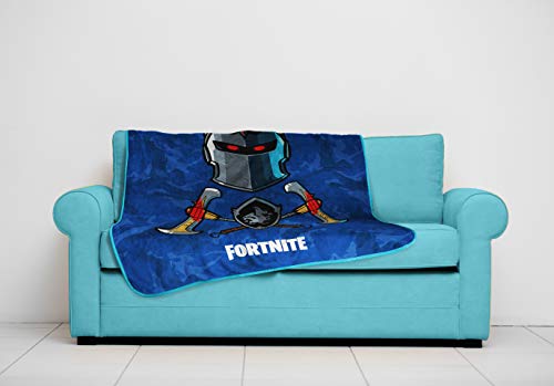 Jay Franco Black Knight Blue Camo Throw Blanket (Official Fortnite Product)