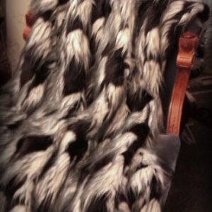 Premium Faux Fur Throw Blanket/Rugs/Luxury Black and White Exotic Feather Faux Fur /60" X 70" / Other Sizes, Colors Available/New