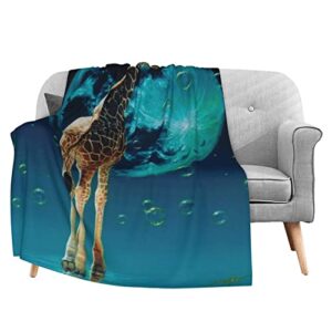 Delerain Giraffe Soft Throw Blanket 40"x50" Lightweight Flannel Fleece Blanket for Couch Bed Sofa Travelling Camping for Kids Adults