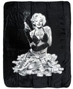 marilyn monroe money shot sherpa 50″x60″ blanket