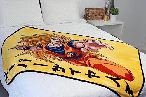 Dragon Ball Z Goku Super Saiyan 3 Japanese Fleece Throw Blanket | Features Goku's Super Saiyan 3 Form | 60 x 45 Inches