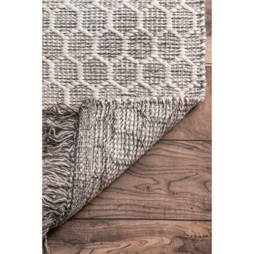 nuLOOM BeeHive Tassel Wool Area Rug, 7' 6" x 9' 6", Grey