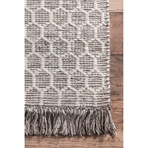 nuLOOM BeeHive Tassel Wool Area Rug, 7' 6" x 9' 6", Grey