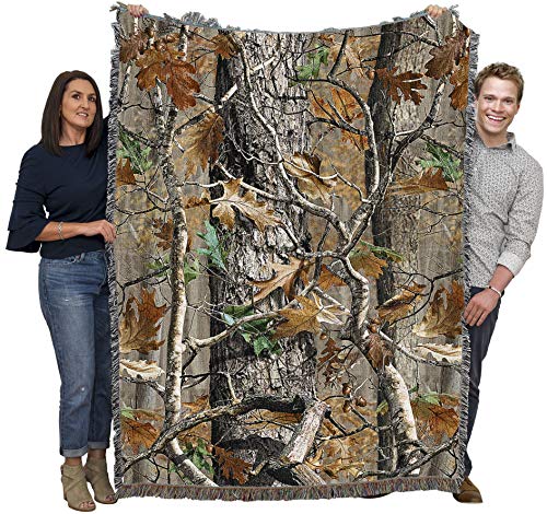 Pure Country Weavers Oak Woods Camo Blanket - Lodge Cabin Gift Tapestry Throw Woven from Cotton - Made in The USA (72x54)