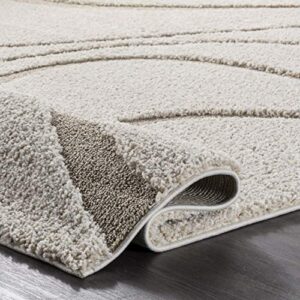 nuLOOM Carolyn Cozy Soft & Plush Shag Area Rug, 7 ft 10 in, Cream